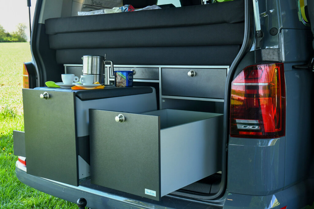 Der ABENTEURER - VW T6 Kasten mit Campingausstattung - Bus Camper